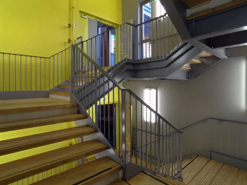 Corrimano per scale interne