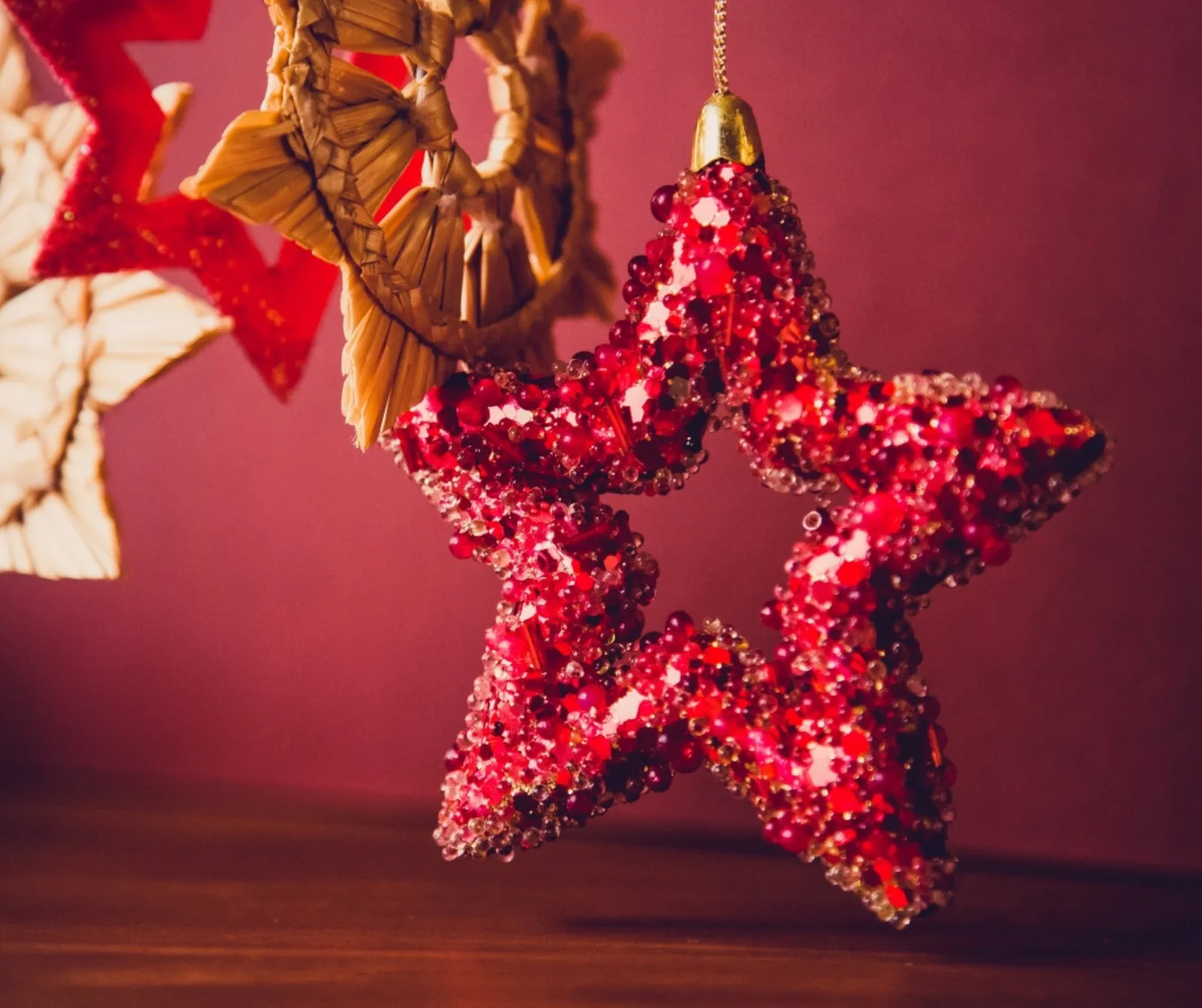 Quali addobbi scegliere per l'albero di natale?